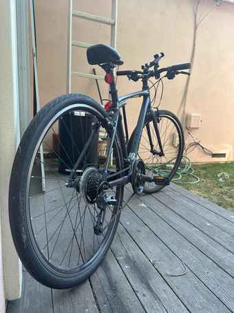 SUpost: Marketplace for Stanford Students