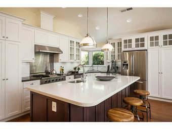 SUpost: Marketplace for Stanford Students